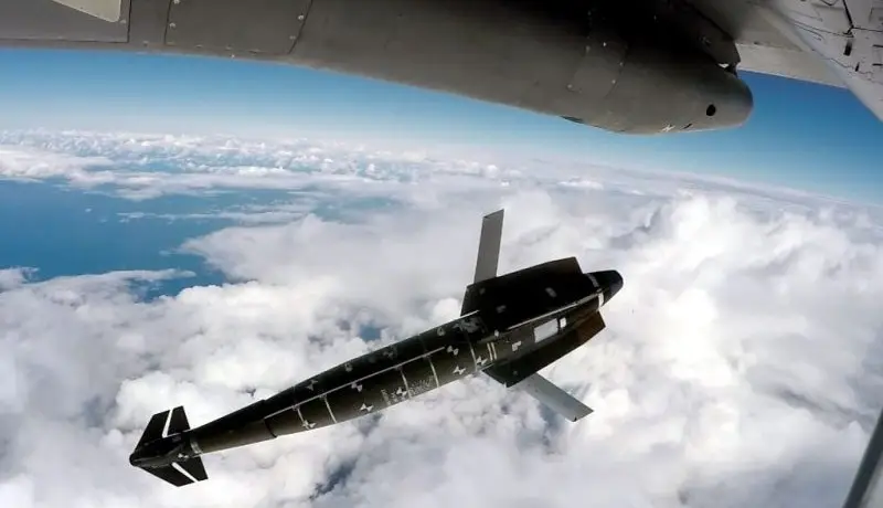 France is increasing production of precision-guided AASM Hammer bombs ...