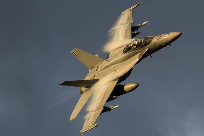 Australian Air Force F/A-18 fighters to be equipped with American ...