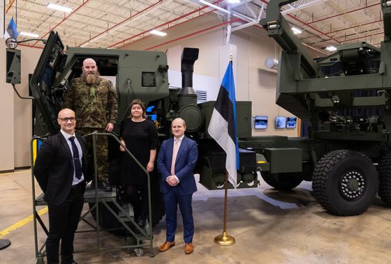 Lockheed Martin передала шесть РСЗО HIMARS представителям ВС Эстонии ...