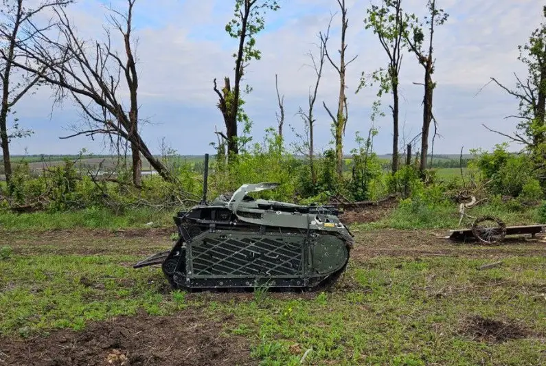 The Russian military has captured the TheMIS robotic platform, which ...
