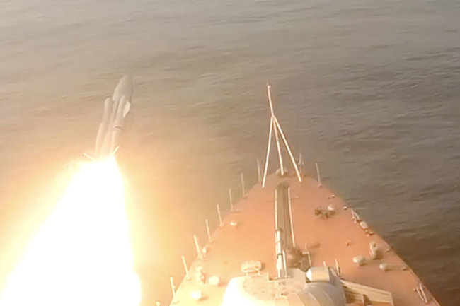 В Японском море катера ТОФ разбили "вражеский" корабль ракетами - ВПК.name