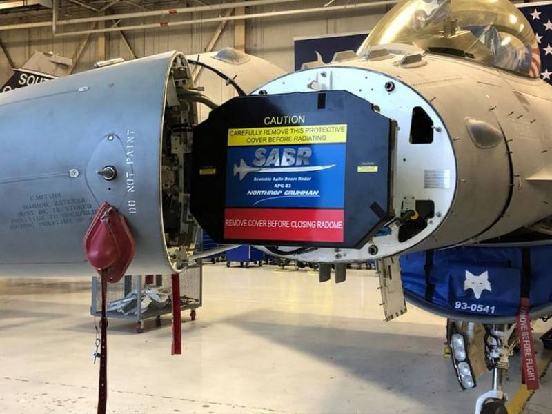 The US Air Force has begun equipping F-16 Fighting Falcon fighters with ...